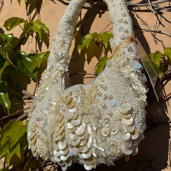 Bags | Nwt Viral White Beaded Shells Pearl Embellished Shoulder Bag ...